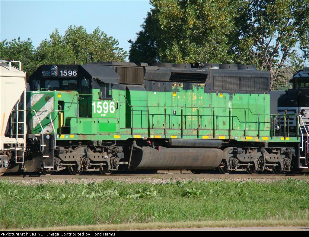 BNSF 1596